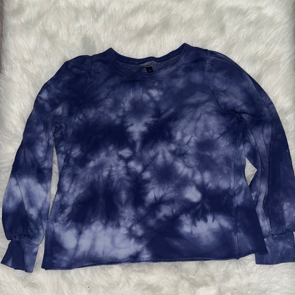 Universal Thread | Tops | Universal Threads Sweatshirt | Poshmark